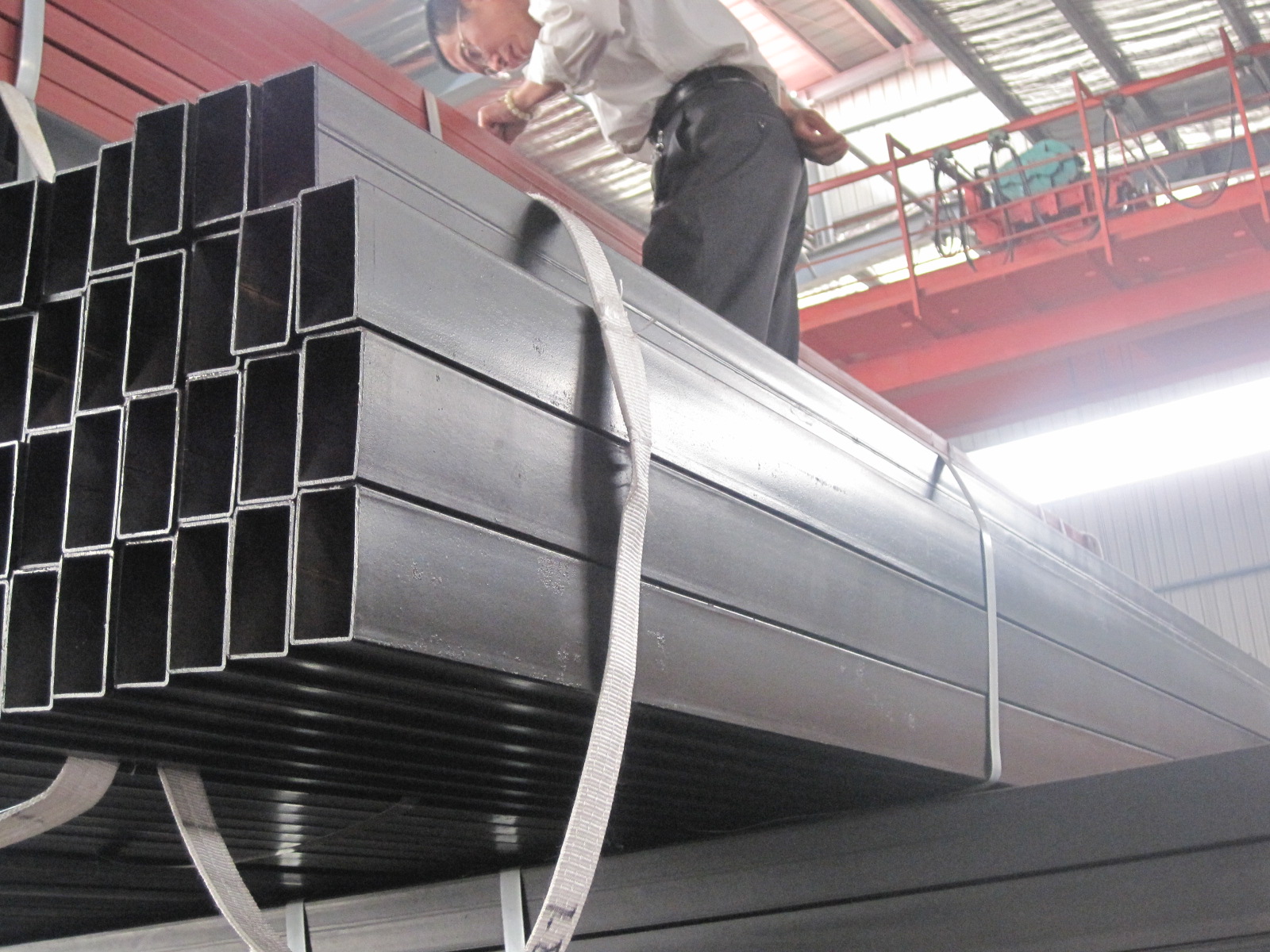 Cold formed structural steel pipe factory